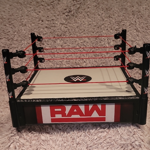 WWE | Toys | Sale Wwe Raw Wrestling Ring Playset | Poshmark